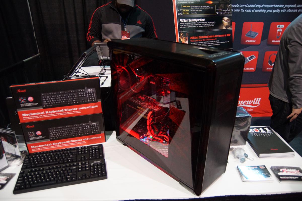 Dual-CPU, Dual-PSU Insane System at PAX East 2012 [Photos ...