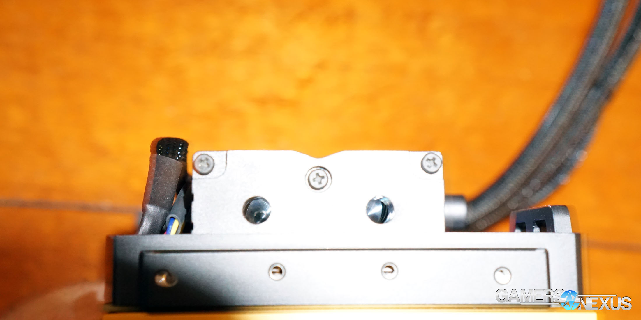 Vega: Frontier Edition Water Cooled Internals & Tear-Down | GamersNexus ...